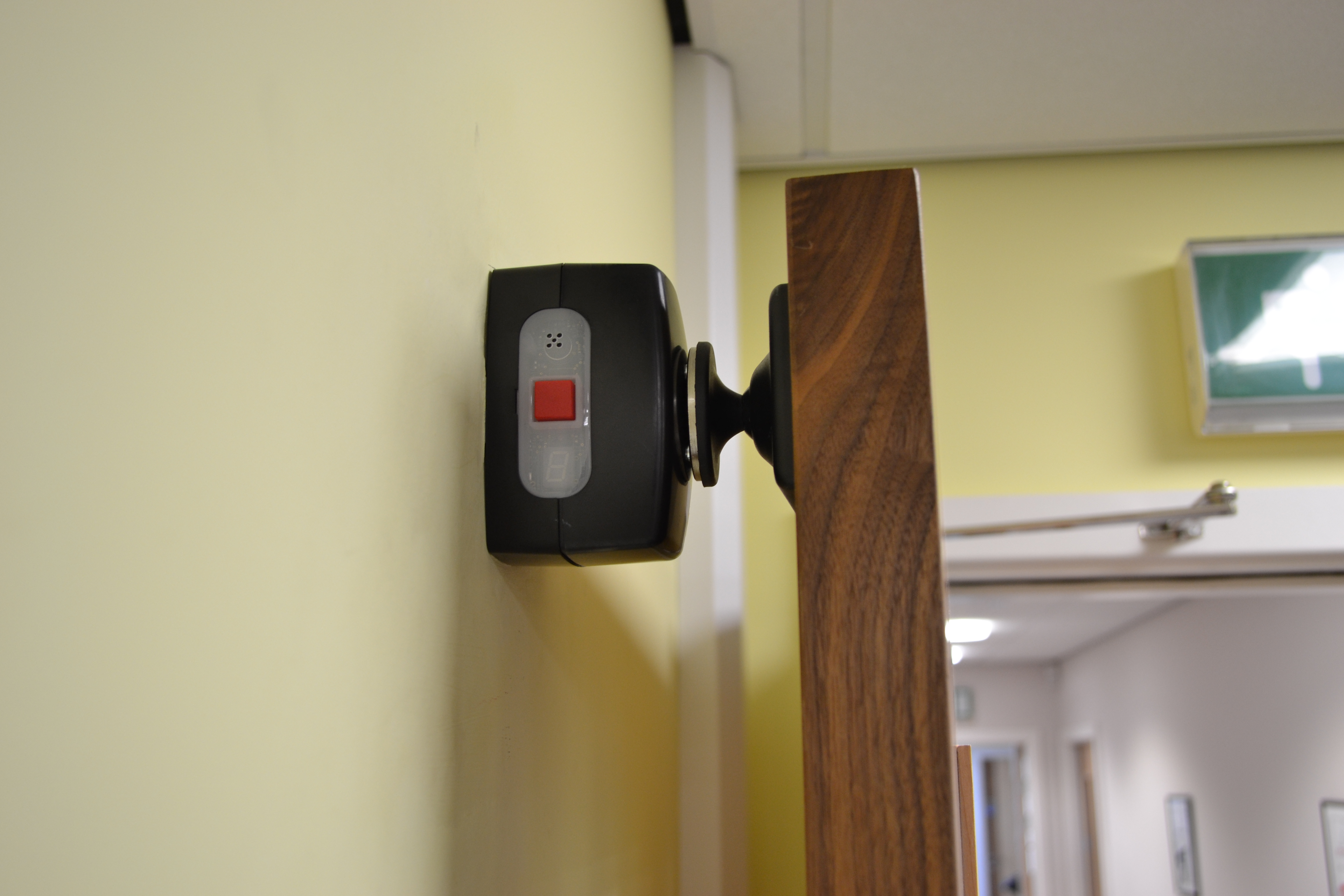 Dorgard Fire Door Retainers